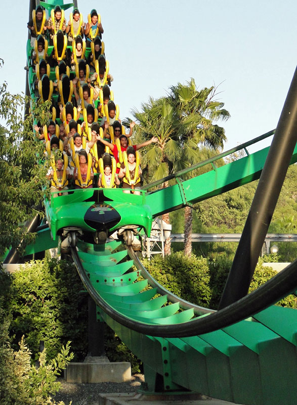 Six Flags Magic Mountain Riddlers Revenge The Riddler Revenge