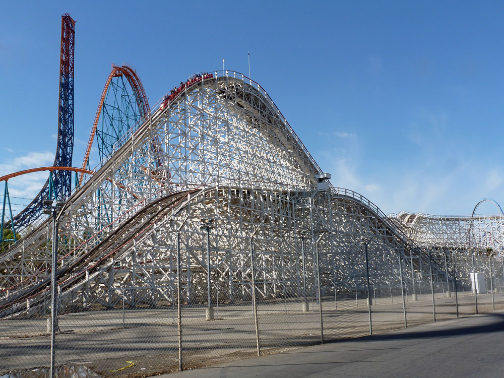 Colossus Six Flags