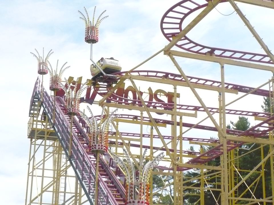 Mouse Trap Roller Coaster Wild Mouse | Roller Coaster At Aussie World