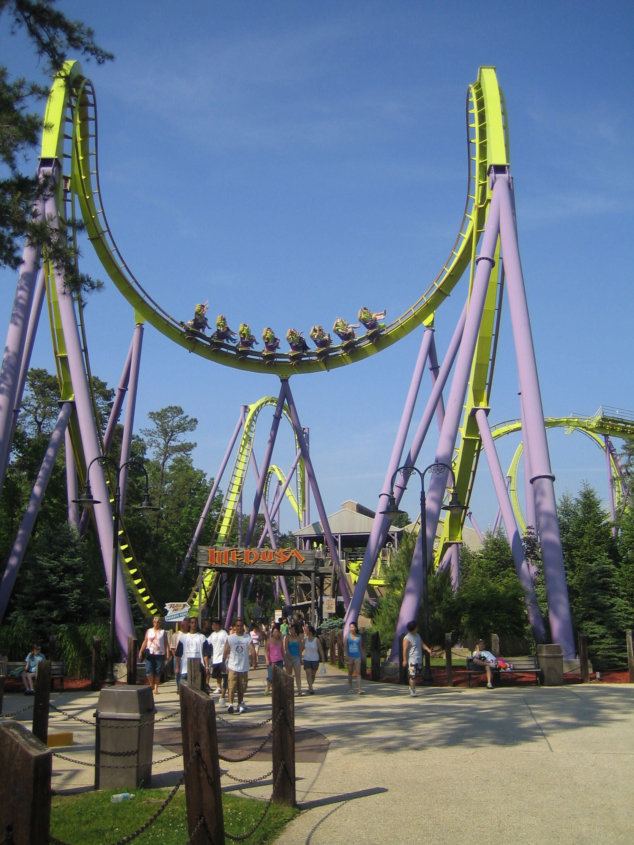 Medusa Six Flags