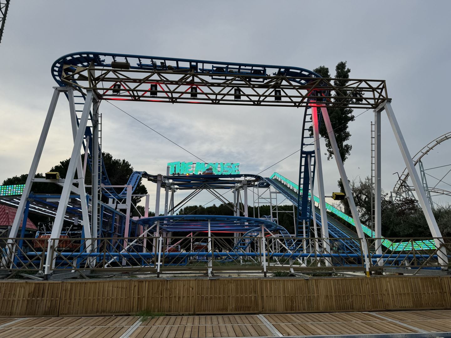 Roller Coaster Database Vekoma Provides Two New Coasters For 1335